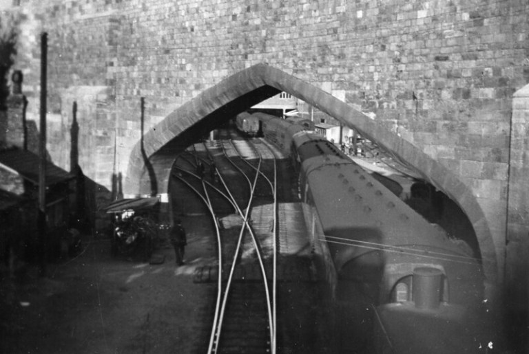 Heritage or Highway: York’s city walls as tourist and civil ...